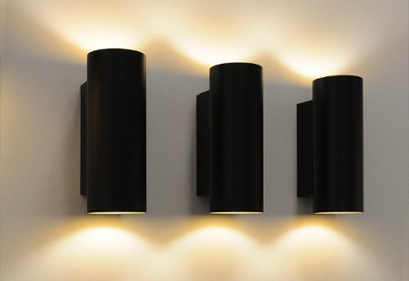 Studio Line applique murale - Portal eclairage Montpellier & Béziers