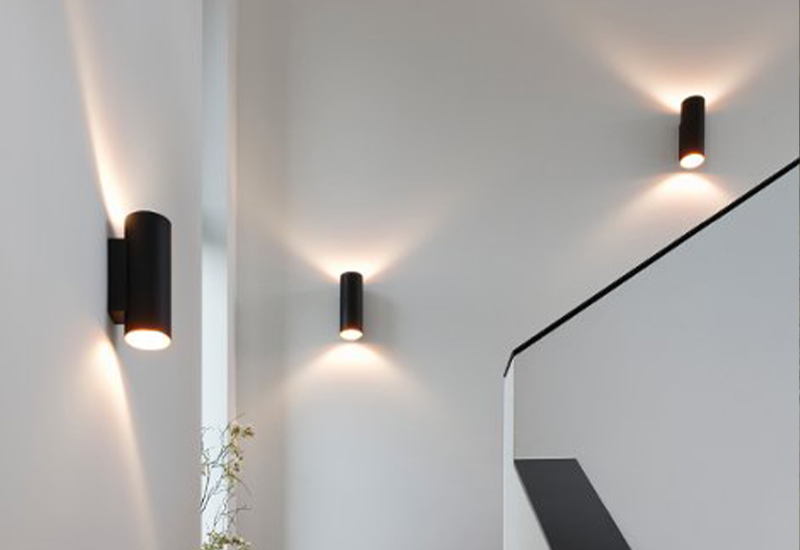 Studio Line applique murale - Portal eclairage Montpellier & Béziers