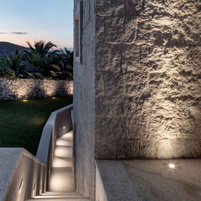 LIGHT UP iGuzzini : Applique LED Encastrable, Sol et Mur